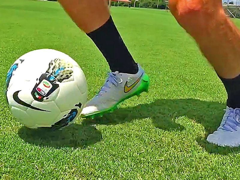 Try Zidane’s Go-To Move – The Marseille Turn | Playo